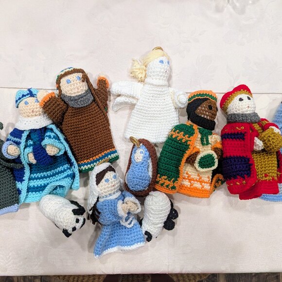 Toys | Vtg 8s Handmade Crocheted Christmas Nativity Set 11 Figures ...